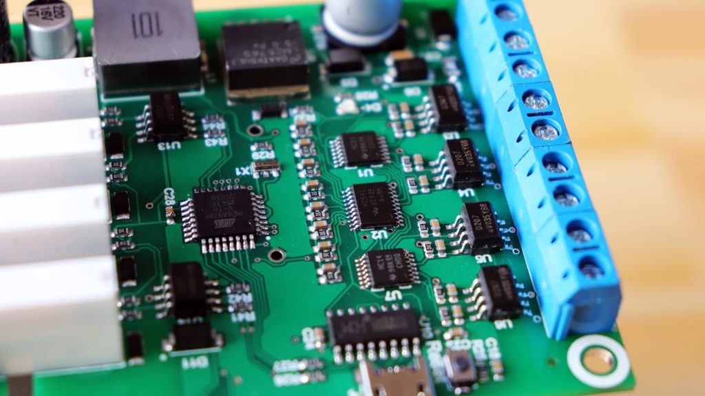 PLC LOGO 8 con ARDUINO (ATmega328p)
